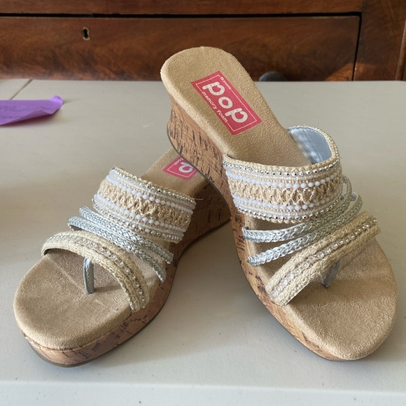 jcpenney | Shoes | Eol Pop Memory Foam Natural Slide Sandals | Poshmark